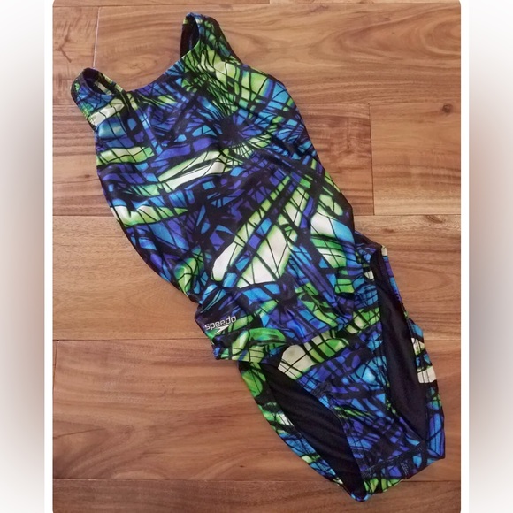 Speedo | Swim | Speedo Juniors 3 Athletic Flyback Modest No Wire One ...